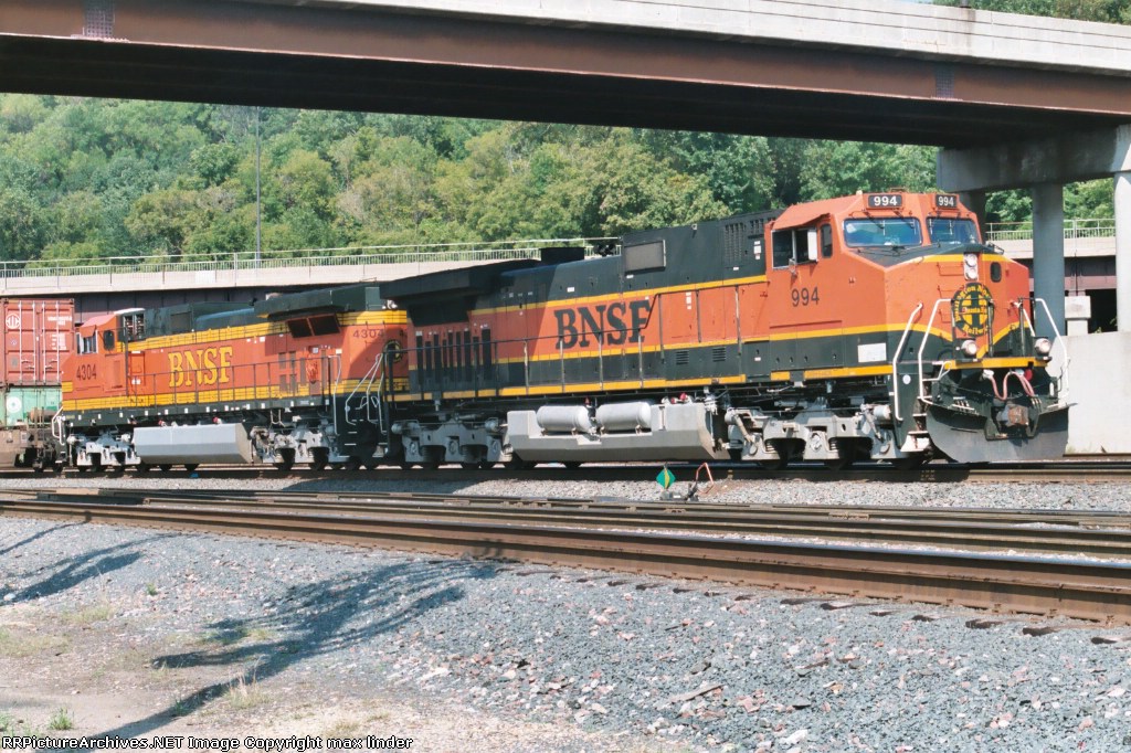 BNSF 994